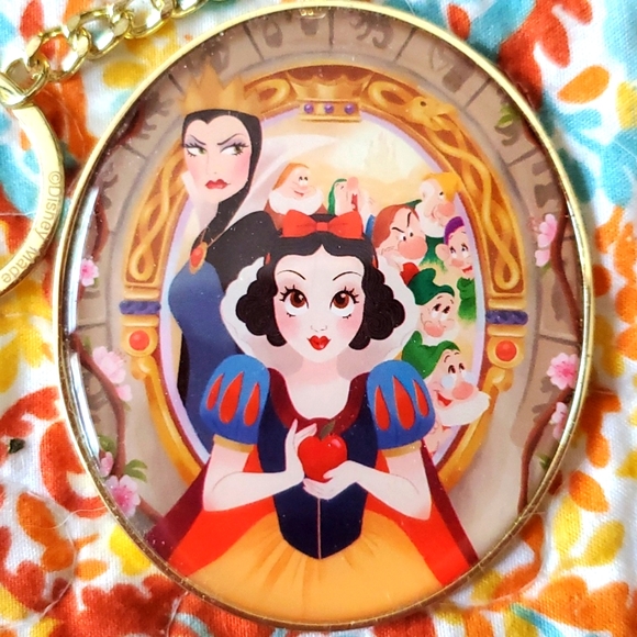 Disney | Other | Disney Snow White And Evil Queen Keychain | Poshmark